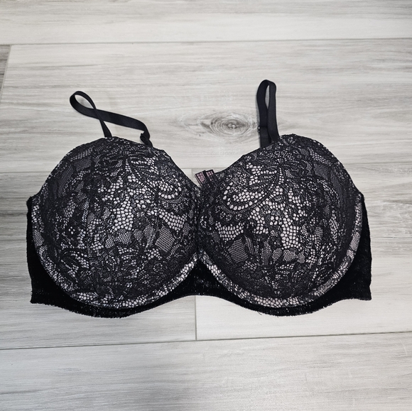 Victoria's Secret | Intimates & Sleepwear | Elegant Black Lace ...